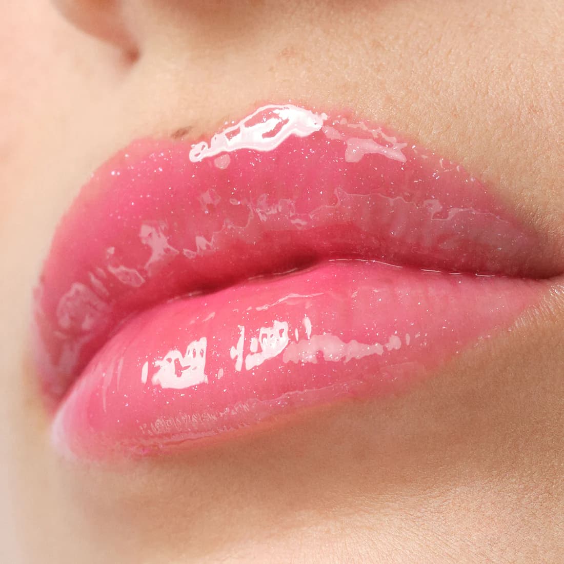 8 Top Rated Expensive Lip Gloss That Worth Every Penny
